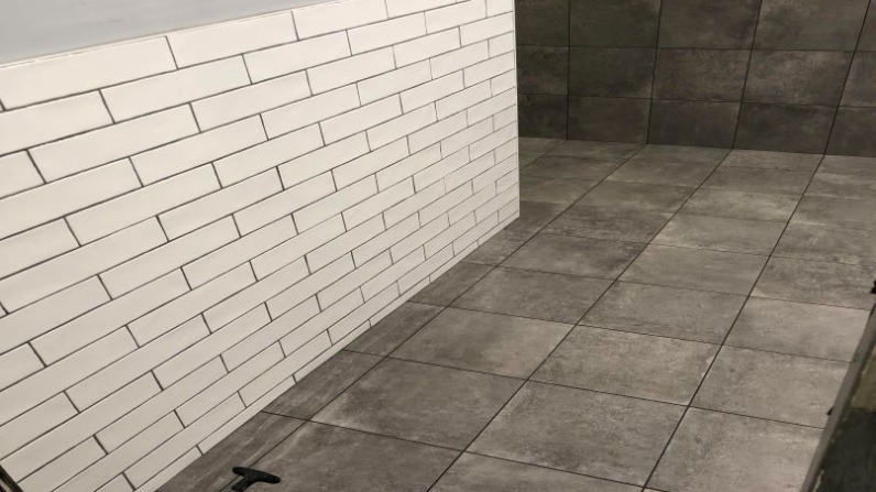The Significance of Bathroom Tile Screeding - Itile Bathrooms NT